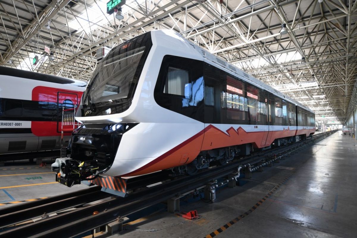 Produsen kereta China produksi LRT energi baru pertama untuk Argentina ...