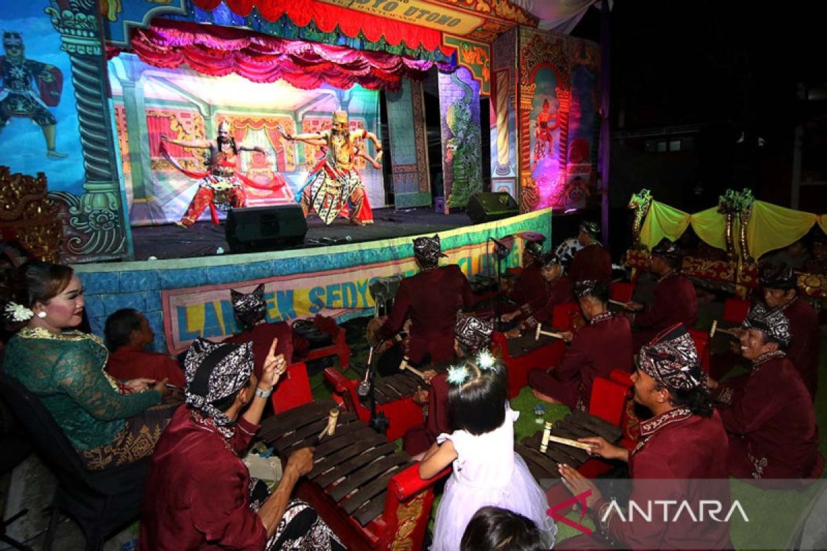 Pementasan kesenian Rengganis - ANTARA News