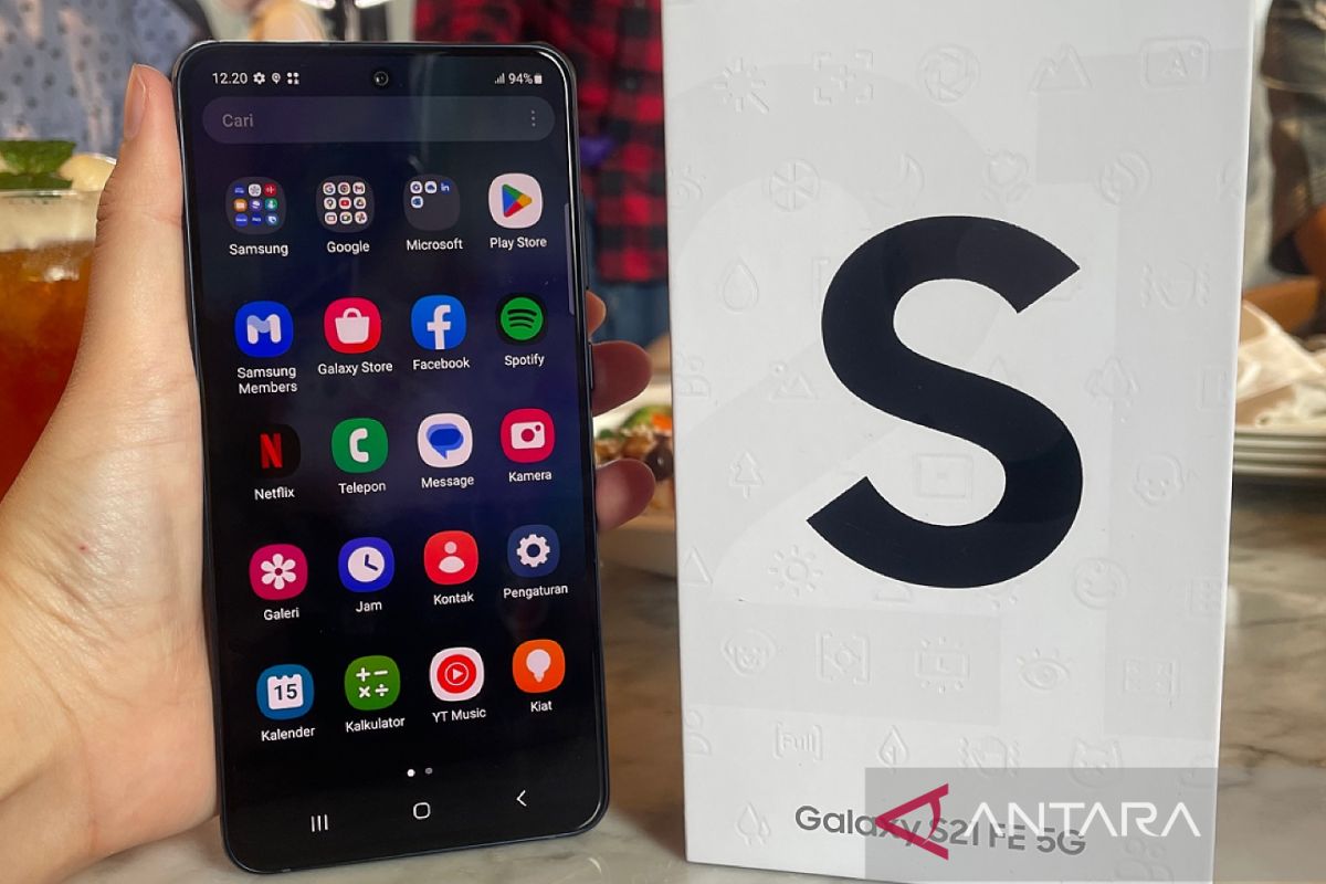 Perbandingan Galaxy S21 FE 5G dengan Samsung A54 di tahun 2023 - ANTARA News Bangka Belitung