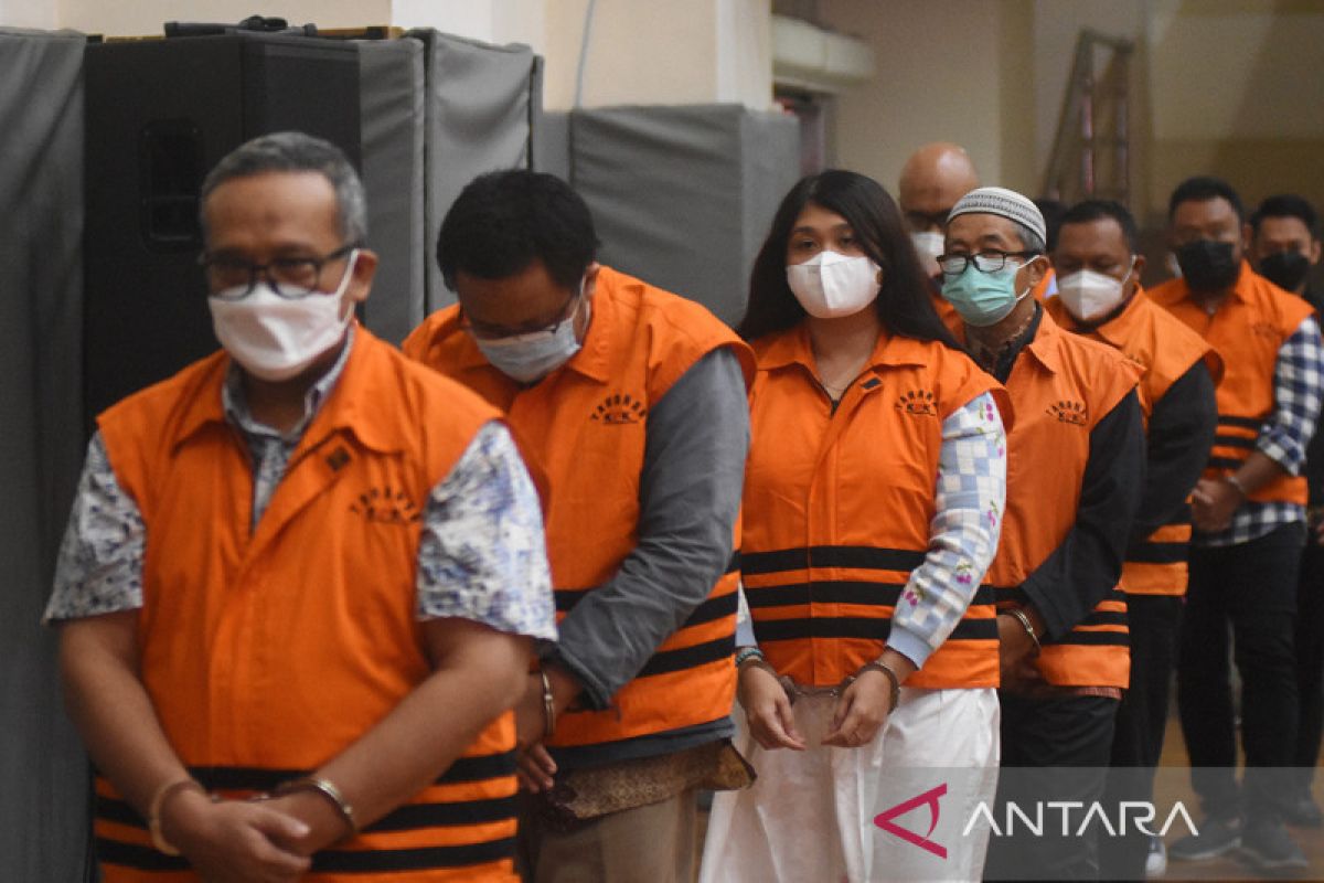 Penahanan tersangka korupsi tukin di Ditjen Minerba Kementerian ESDM - ANTARA News