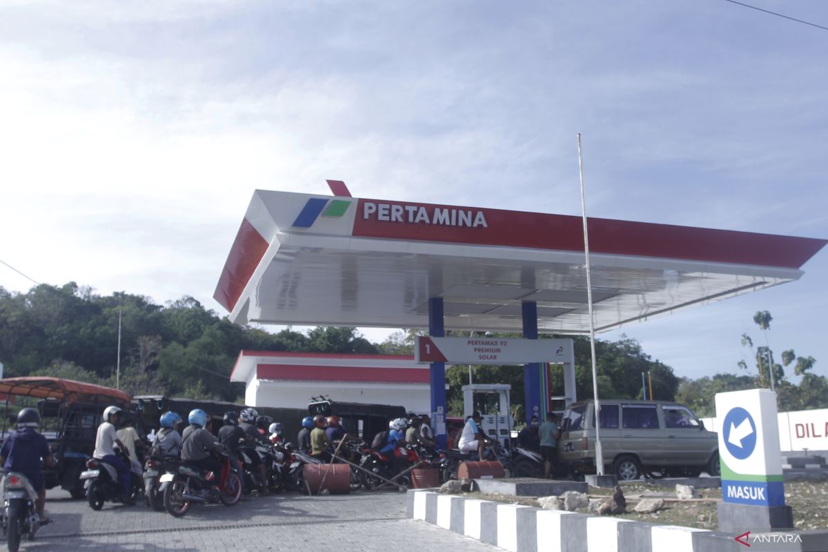 Warga Rote Ndao keluhkan kelangkaan BBM - ANTARA News Kupang