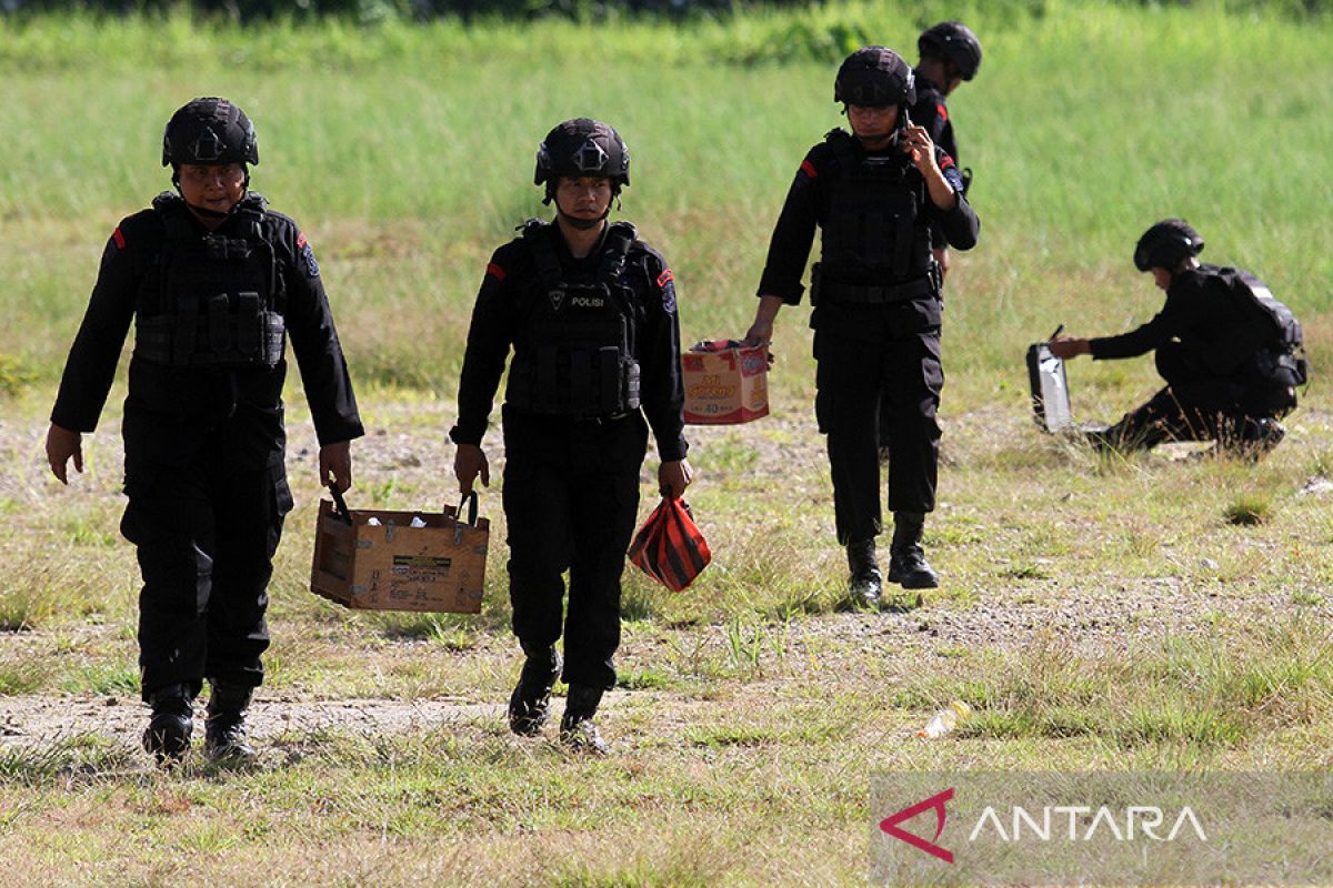 Pemusnahan bom ikan rakitan dan ranjau aktif peninggalan Jepang ...