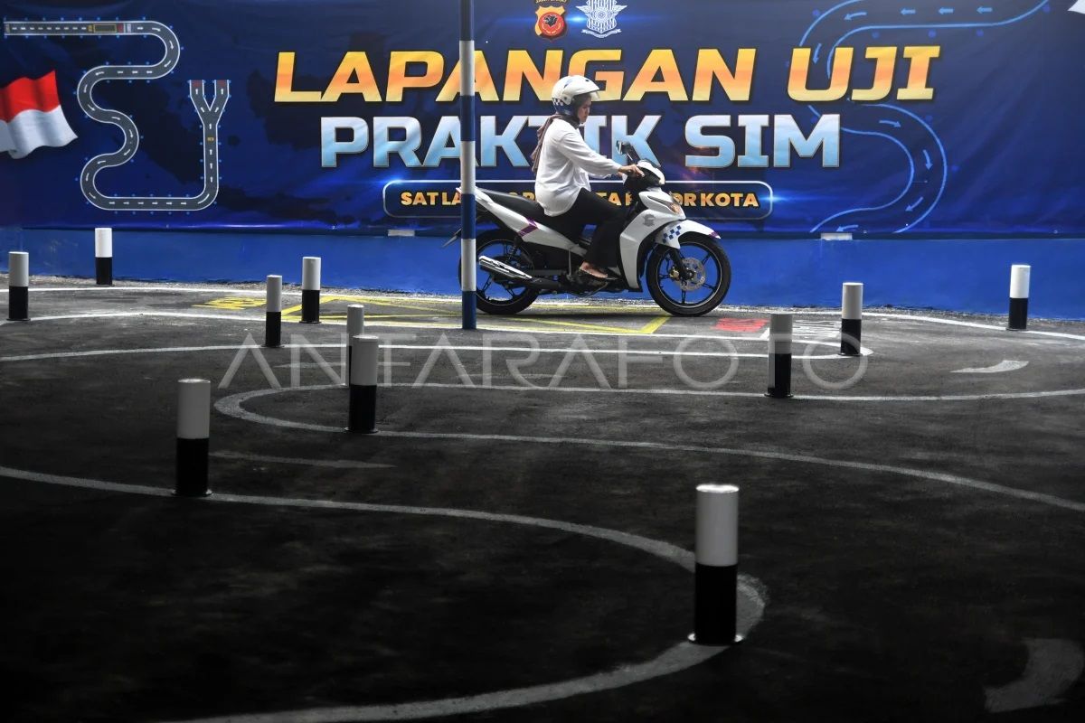 Pengenalan lapangan uji praktek SIM C - ANTARA News Megapolitan