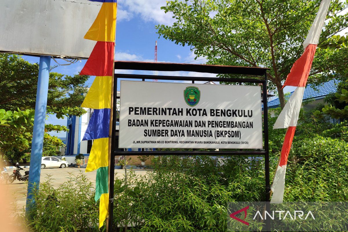 200 lebih ASN di Kota Bengkulu masuk masa pensiun - ANTARA News Bengkulu 200 lebih ASN di Kota Bengkulu masuk masa pensiun - ANTARA News Bengkulu