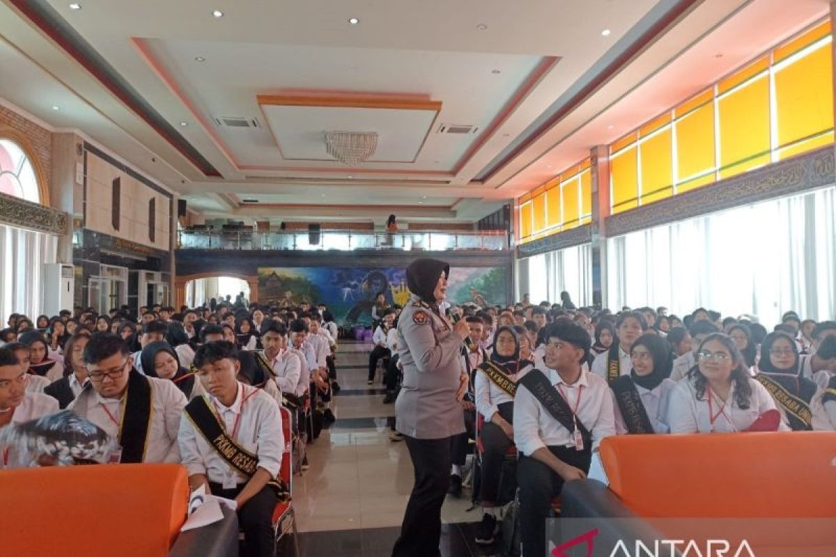 Polda Kaltim ajak mahasiswa Balikpapan bijak bermedsos - ANTARA News ... Polda Kaltim ajak mahasiswa Balikpapan bijak bermedsos - ANTARA News ...