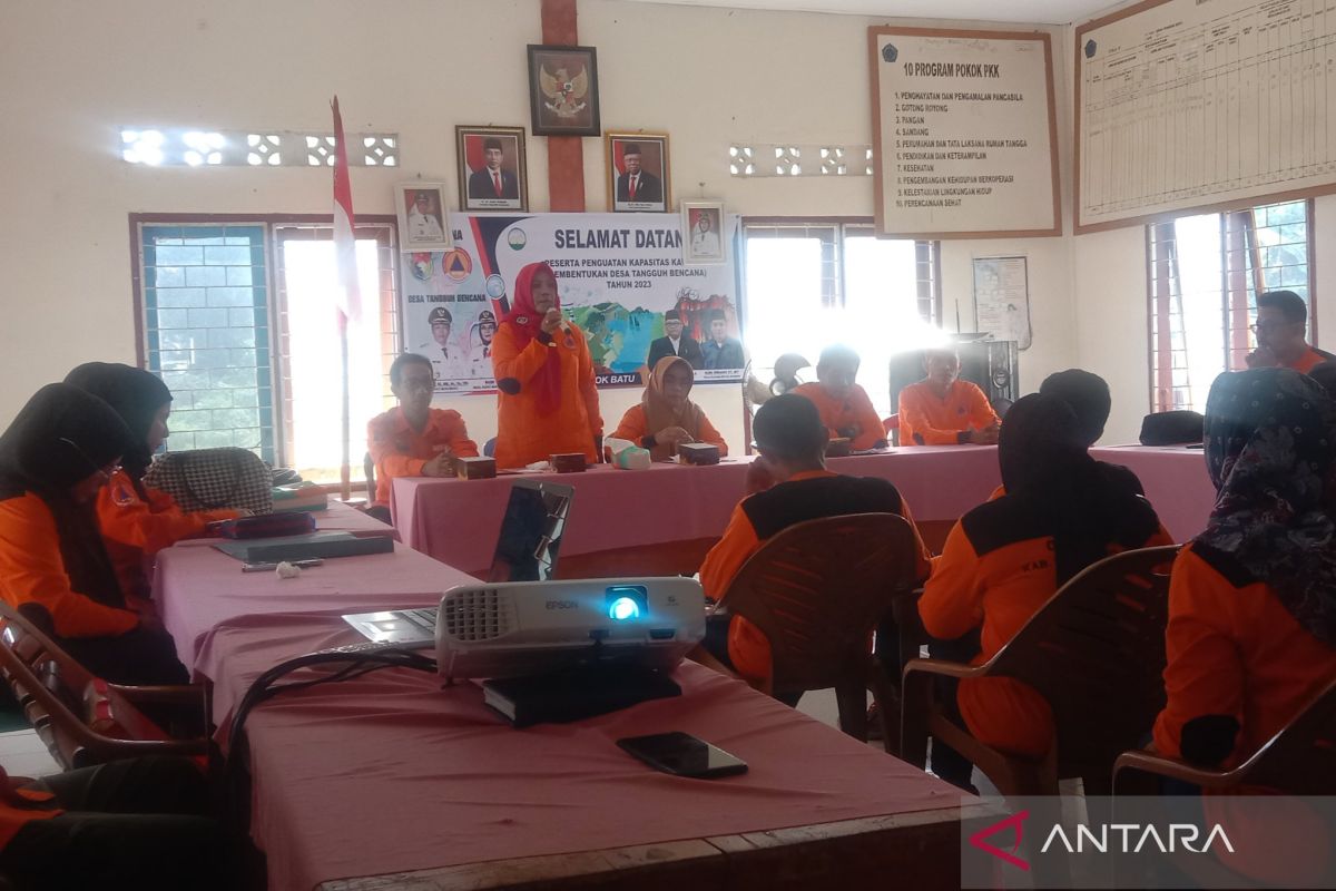 BPBD Mukomuko latih aparatur desa tanggulangi bencana - ANTARA News Bengkulu
