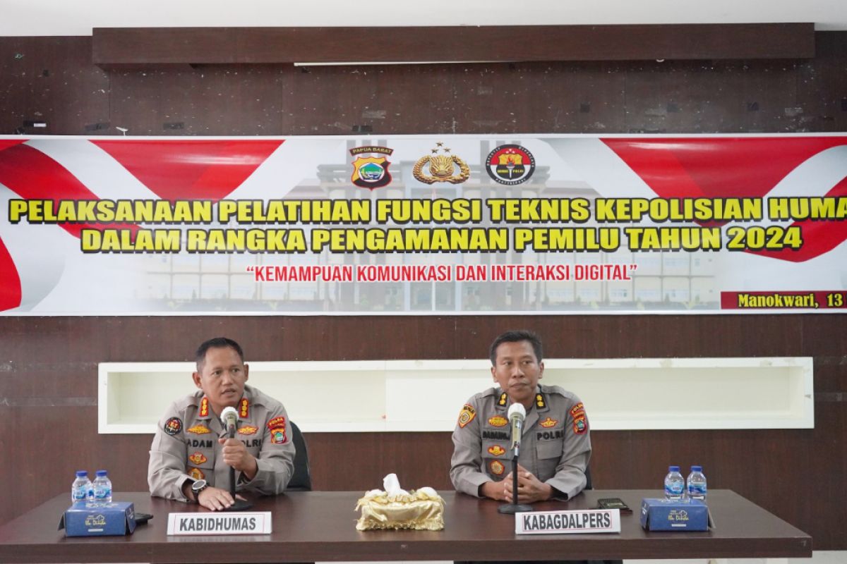 Polda Papua Barat tingkatkan fungsi kehumasan sukseskan Pemilu 2024 - ANTARA News Papua Barat