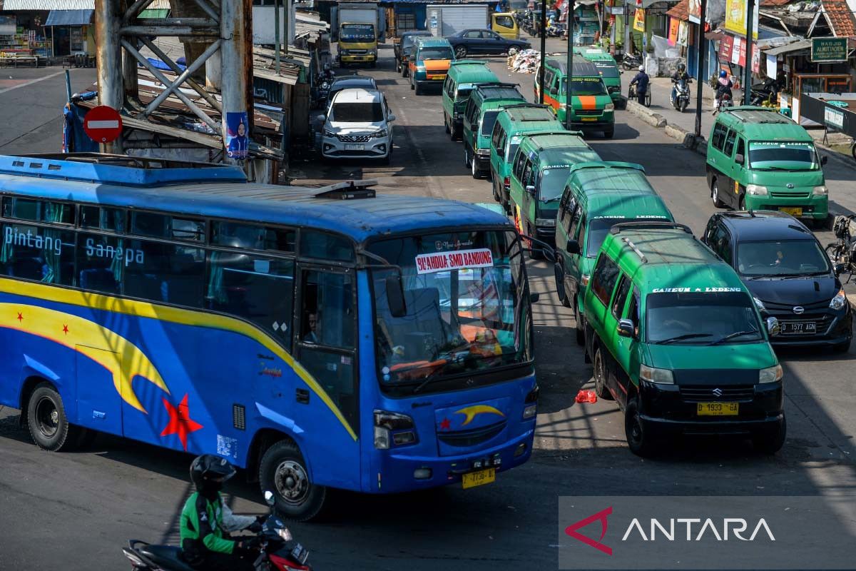 Target konversi angkot ke mikro bus di Bandung - ANTARA News Jawa Barat