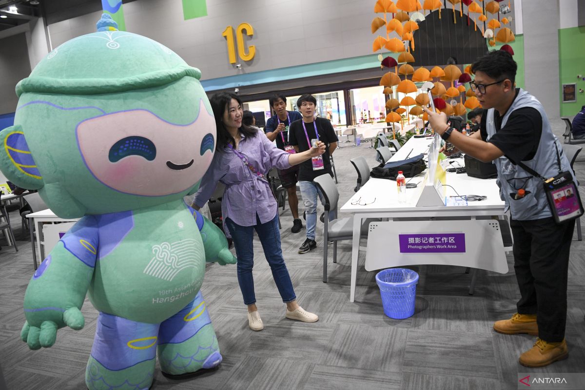 Lianlian maskot Asian Games 2022 - ANTARA News