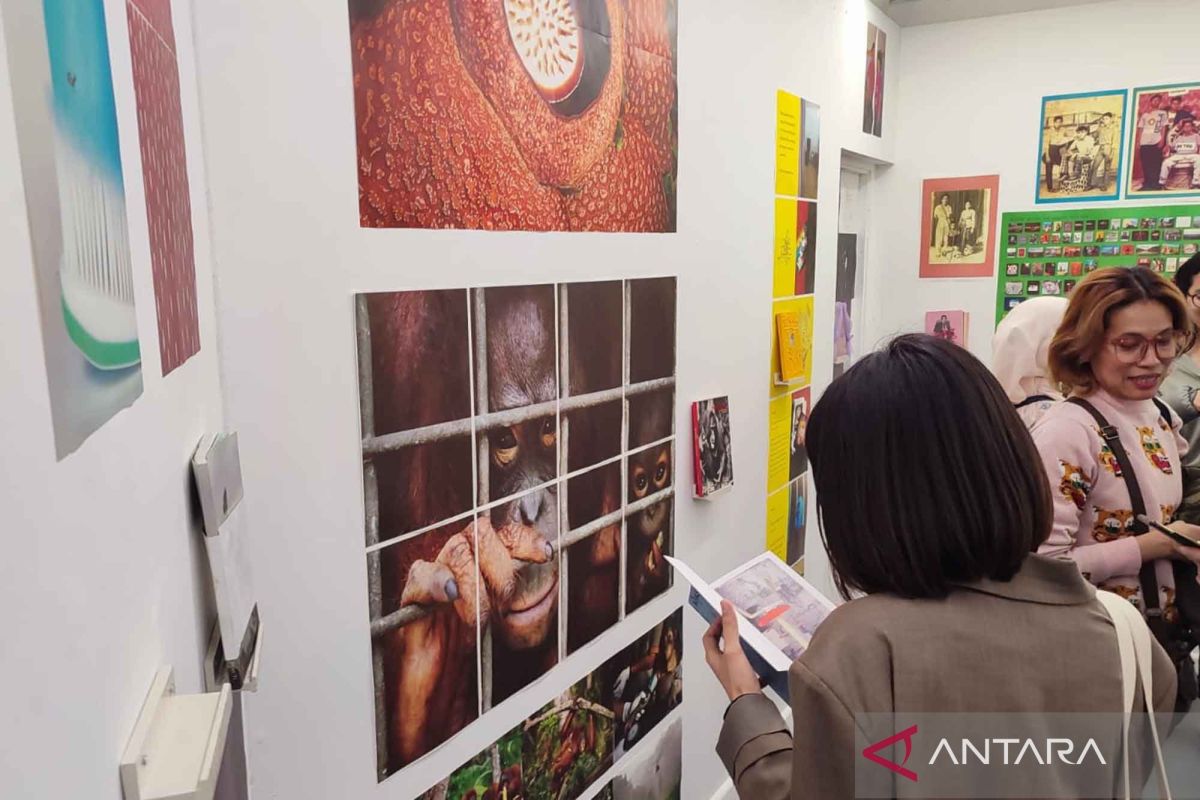 Beragam buku foto dari Indonesia dipamerkan di London - ANTARA News
