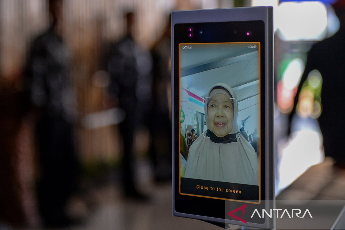 Layanan pemindai wajah di Stasiun Bandung - ANTARA News