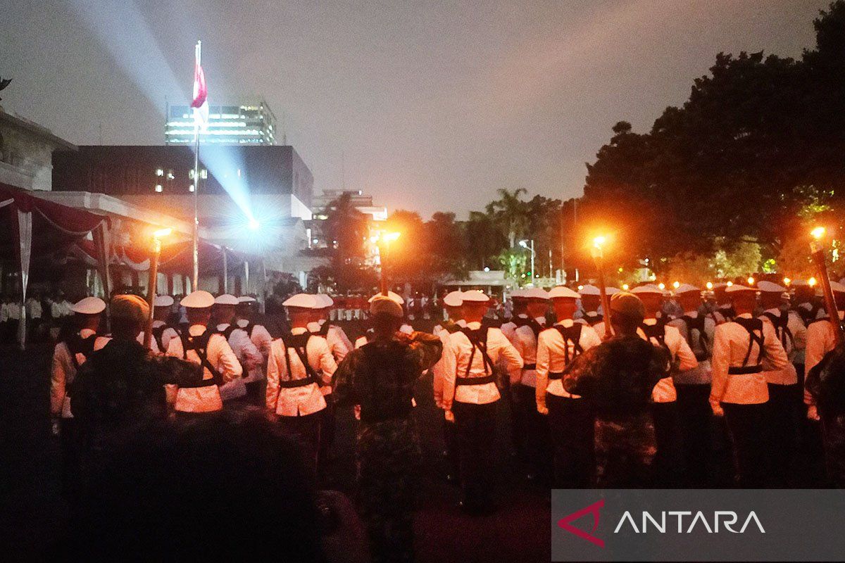 Presiden pimpin upacara Parade Senja di Kementerian Pertahanan - ANTARA News