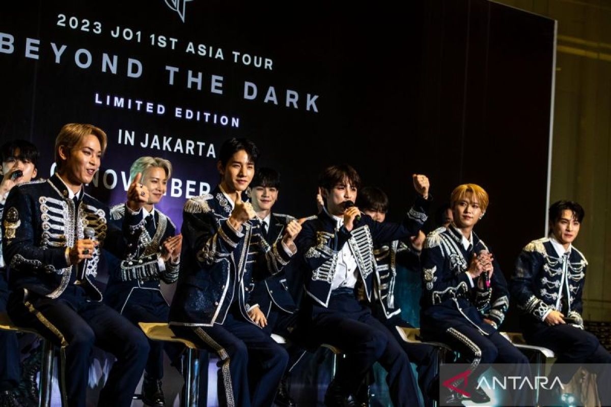 Boy grup asal Jepang JO1 gelar konser Asia perdana di Indonesia - ANTARA News