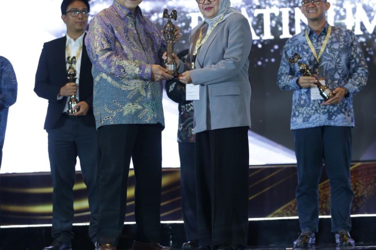 Komitmen Pupuk Indonesia terhadap Indonesia Hijau membuahkan Platinum ...