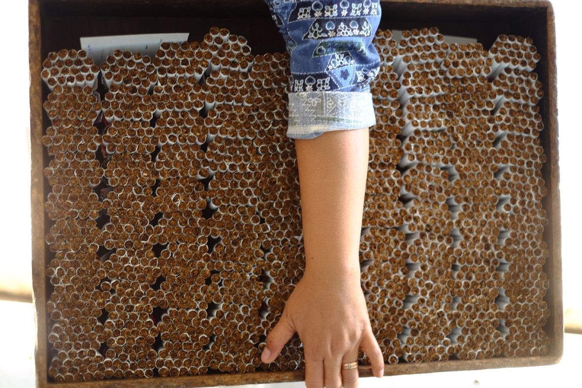 Bea Cukai Kudus Gagalkan Pengiriman 355.800 Batang Rokok Ilegal - ANTARA News