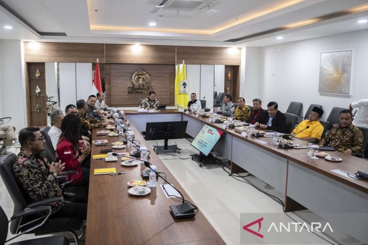 Rapat perdana tim kampanye nasional Prabowo-Gibran - ANTARA News