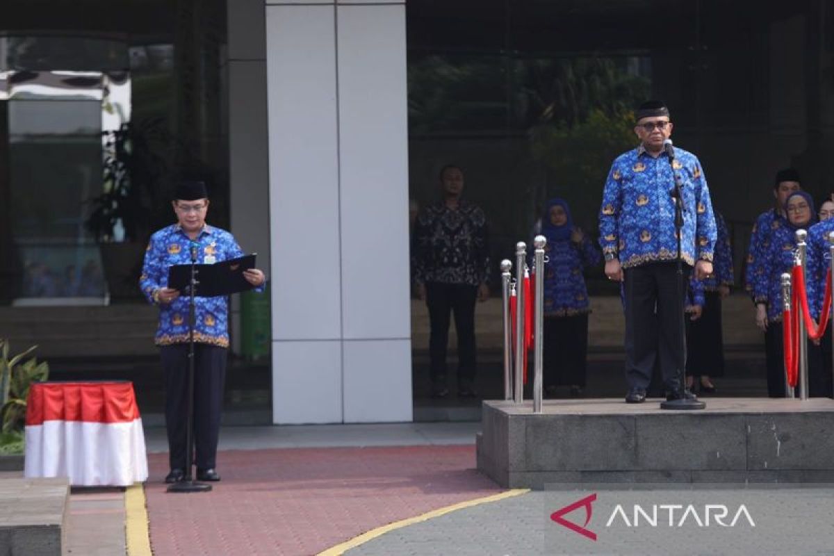 Wamenaker: Hari Pahlawan momentum tingkatkan semangat hadapi tantangan ... Wamenaker: Hari Pahlawan momentum tingkatkan semangat hadapi tantangan ...