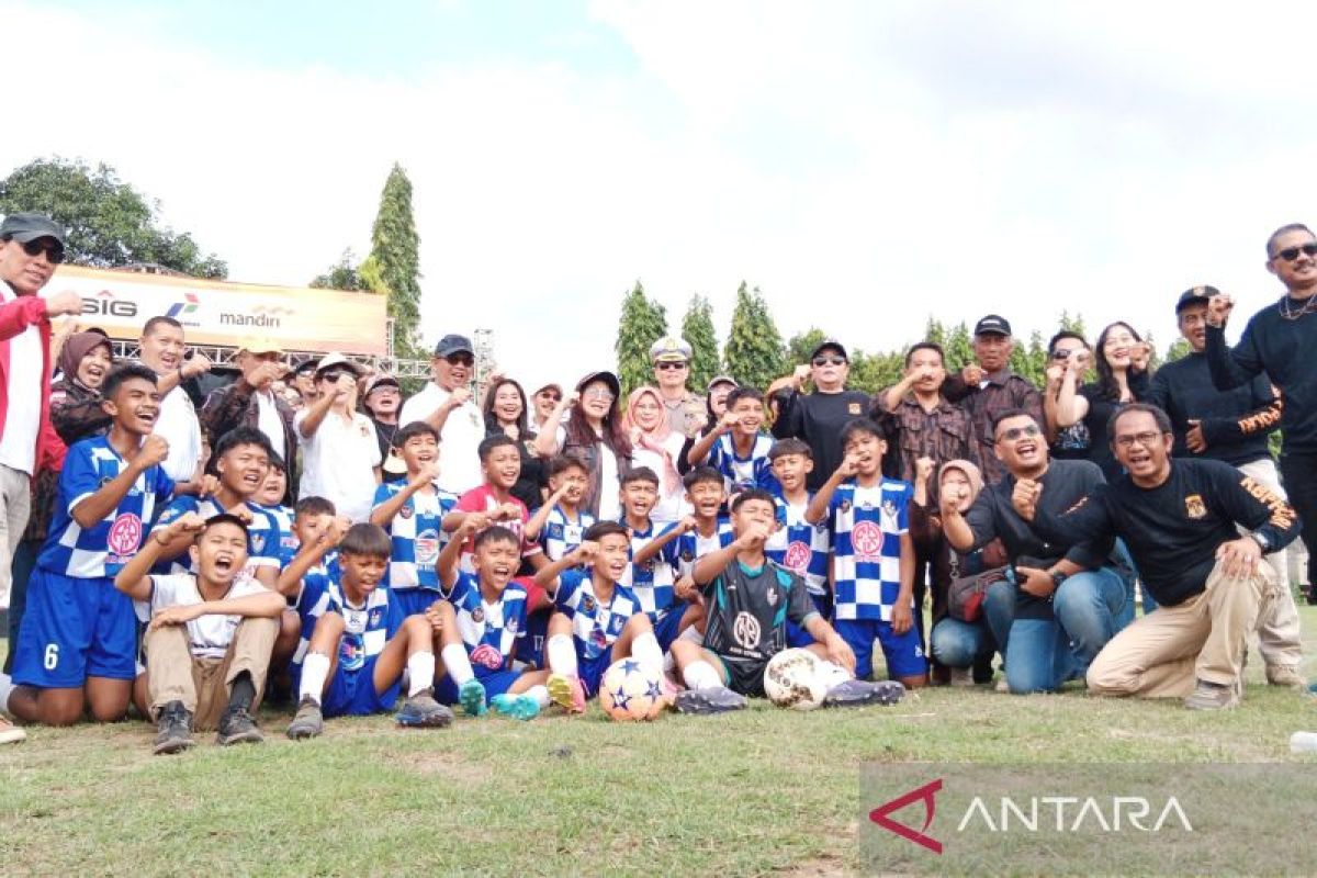 KBPP Polri gelar turnamen sepak bola usia dini - ANTARA News Bengkulu KBPP Polri gelar turnamen sepak bola usia dini - ANTARA News Bengkulu