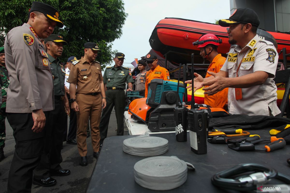 Apel kesiapan penanggulangan bencana hidrometeorologi - ANTARA News Jawa Timur