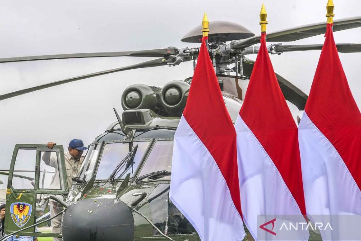 Menhan Prabowo serahkan delapan unit helikopter H225M ke TNI AU ... Menhan Prabowo serahkan delapan unit helikopter H225M ke TNI AU ...