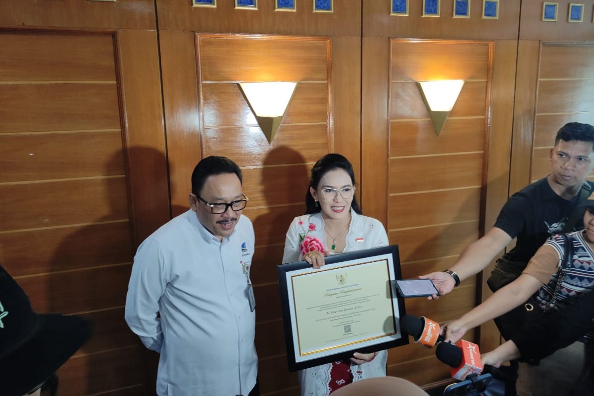 Duta Arsip serahkan surat pencatatan 20 kekayaan intelektual ke ANRI ...