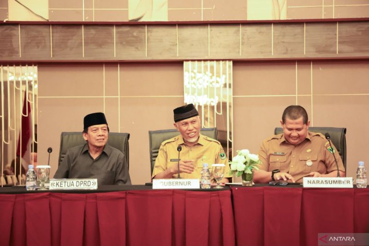 DPRD Sumbar dorong pemerintah daerah perbaiki sarana pendidikan ...