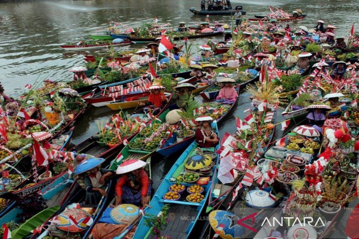 Kalsel agendakan kegiatan pariwisata bertaraf internasional 2024 ... Kalsel agendakan kegiatan pariwisata bertaraf internasional 2024 ...