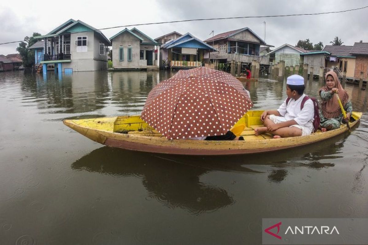 Ratusan rumah terendam banjir luapan Sungai Batanghari - ANTARA News