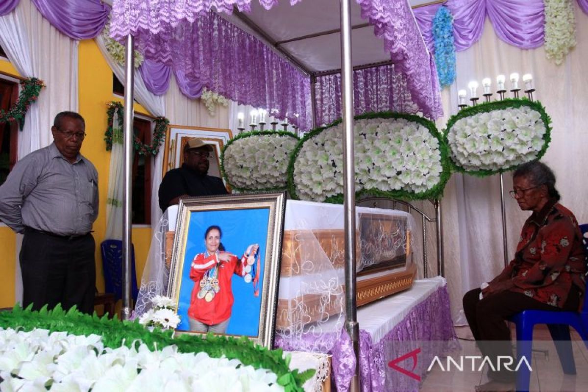 Jenazah Lisa Rumbewas tiba di rumah duka - ANTARA News