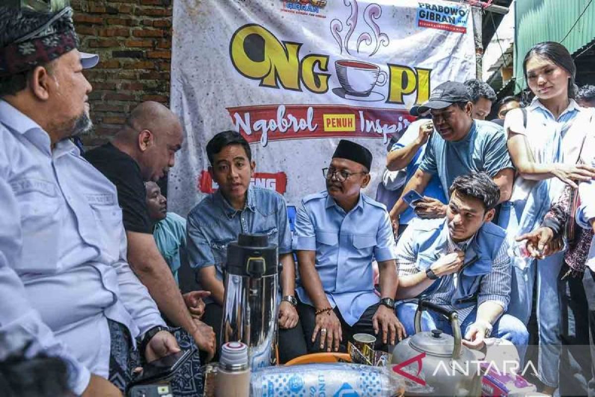 Gibran blusukan di Warakas - ANTARA News