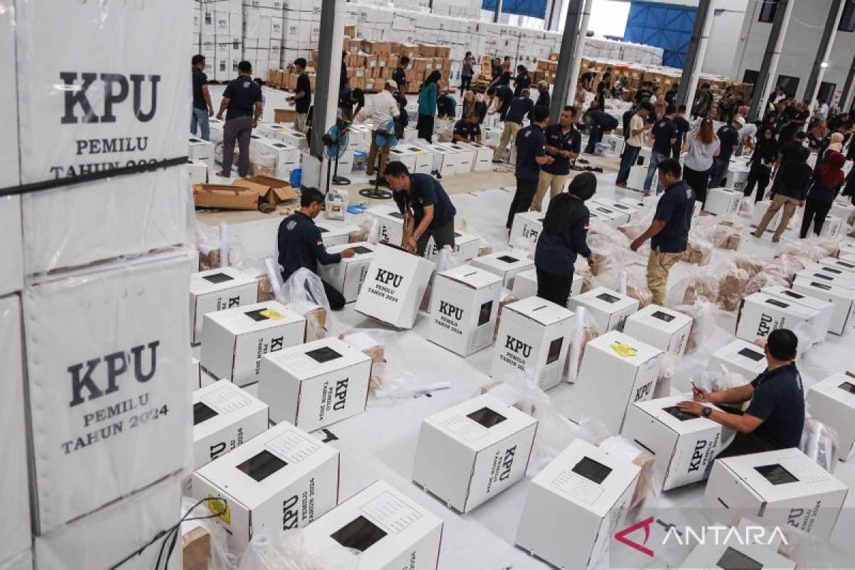 Persiapan distribusi logistik Pemilu 2024 di Semarang - ANTARA News