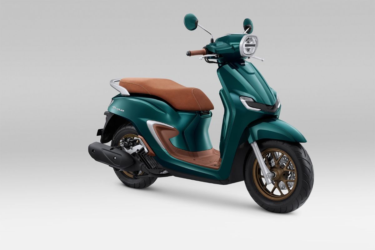 AHM Hadirkan Skutik Premium Fashionable New Honda Stylo 160 - ANTARA ...