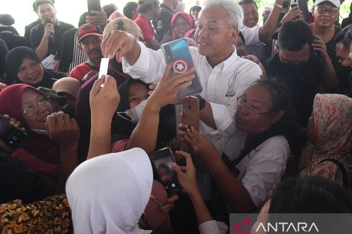 Ganjar dialog dengan pemulung bahas permasalahan sampah - ANTARA News