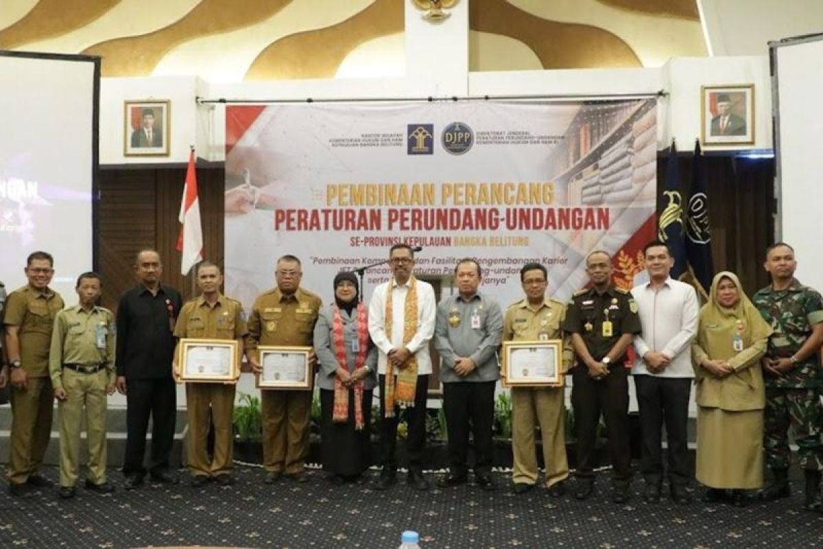 Kemenkumham Babel lakukan pembinaan perancang peraturan perundang-undangan - ANTARA News Bangka ...