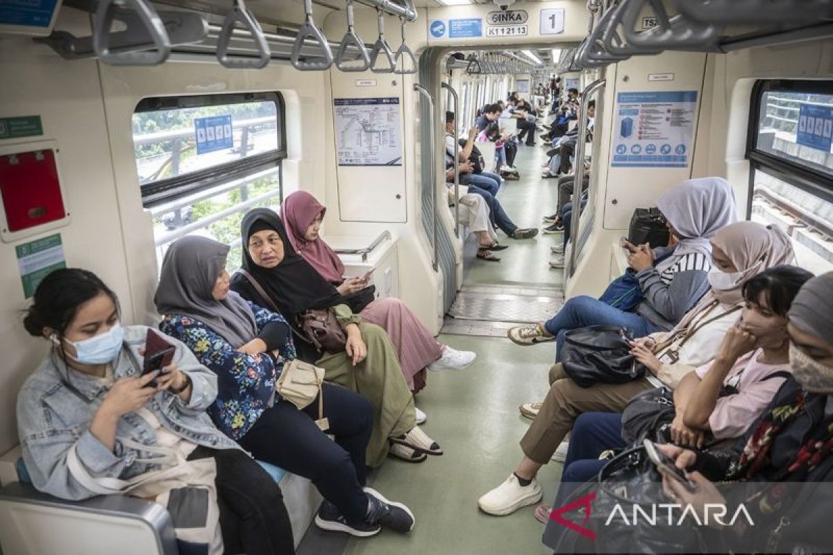 Tren jumlah pengguna makin meningkat, KAI tambah jadwal perjalanan LRT Jabodebek - ANTARA News
