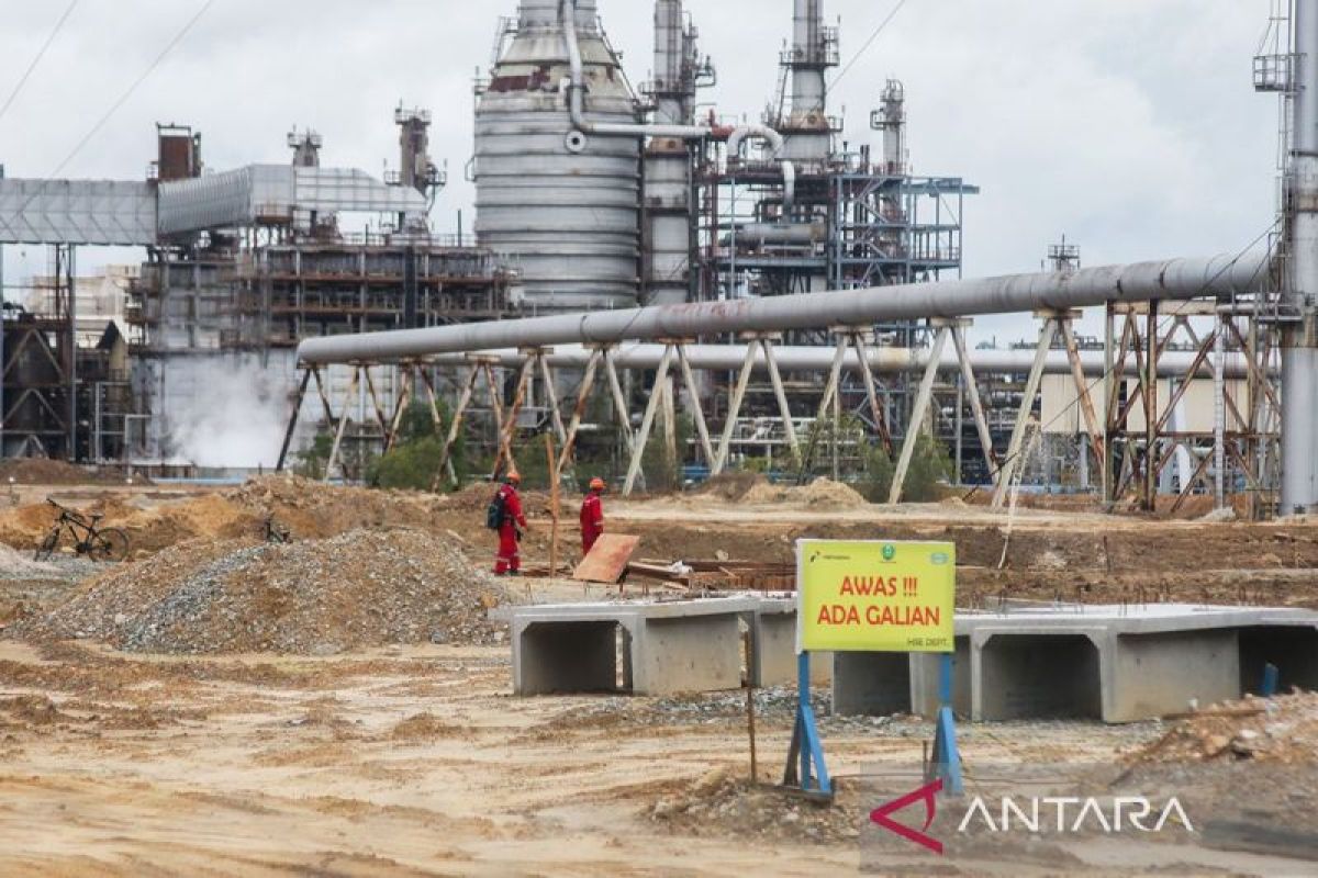 Pertamina fokus selesaikan proyek kilang minyak terbesar di Indonesia ...