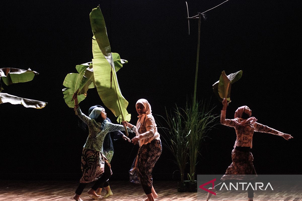 Festival permainan dan olahraga tradisional di Bandung - ANTARA News ...