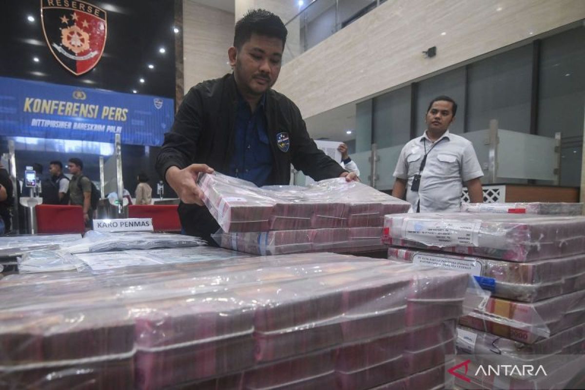 Polri ungkap sindikat penipuan modus manipulasi data email senilai Rp32 miliar - ANTARA News