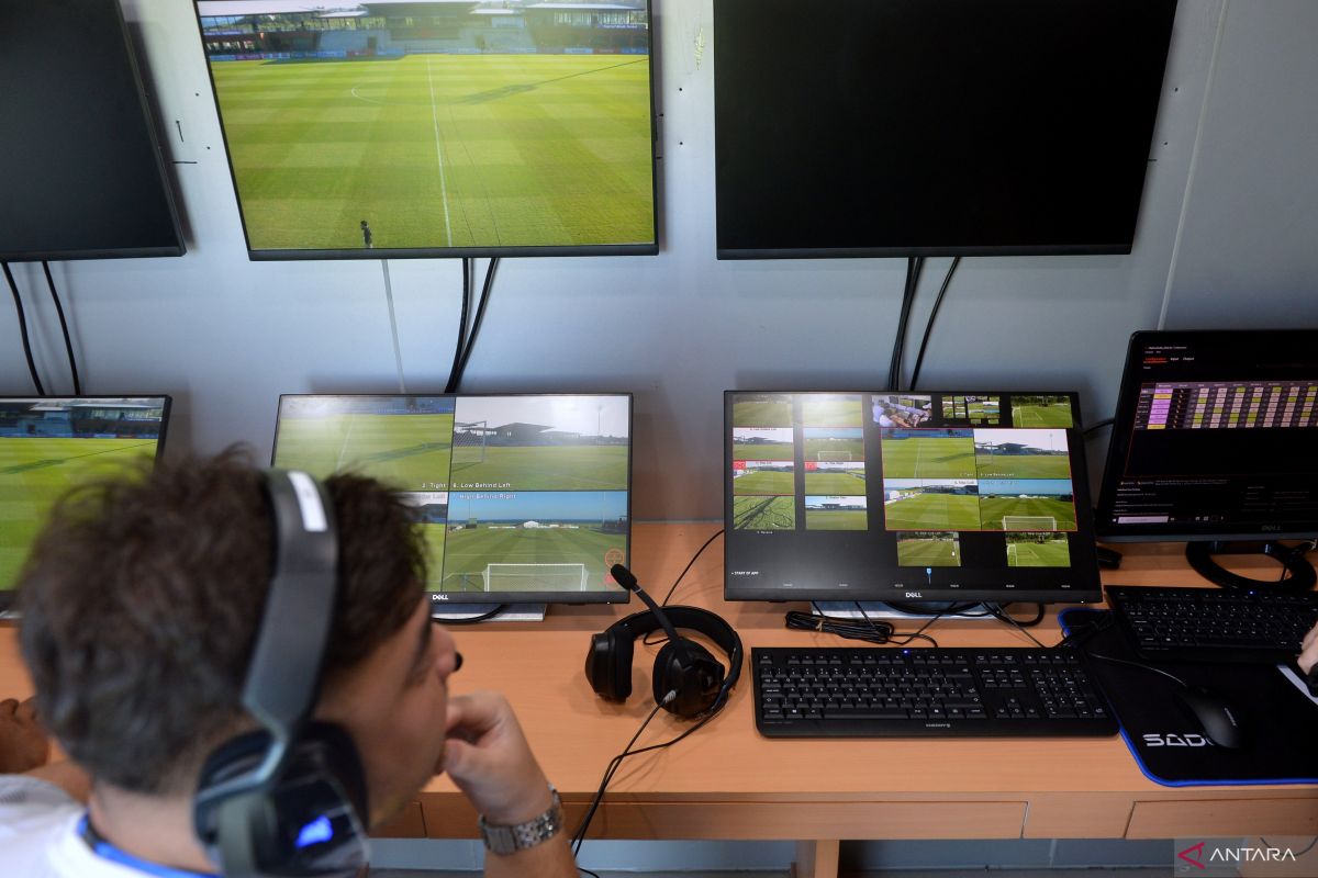 Komunikasi intens FIFA jadi kunci sukses penerapan VAR di Liga 1 ...