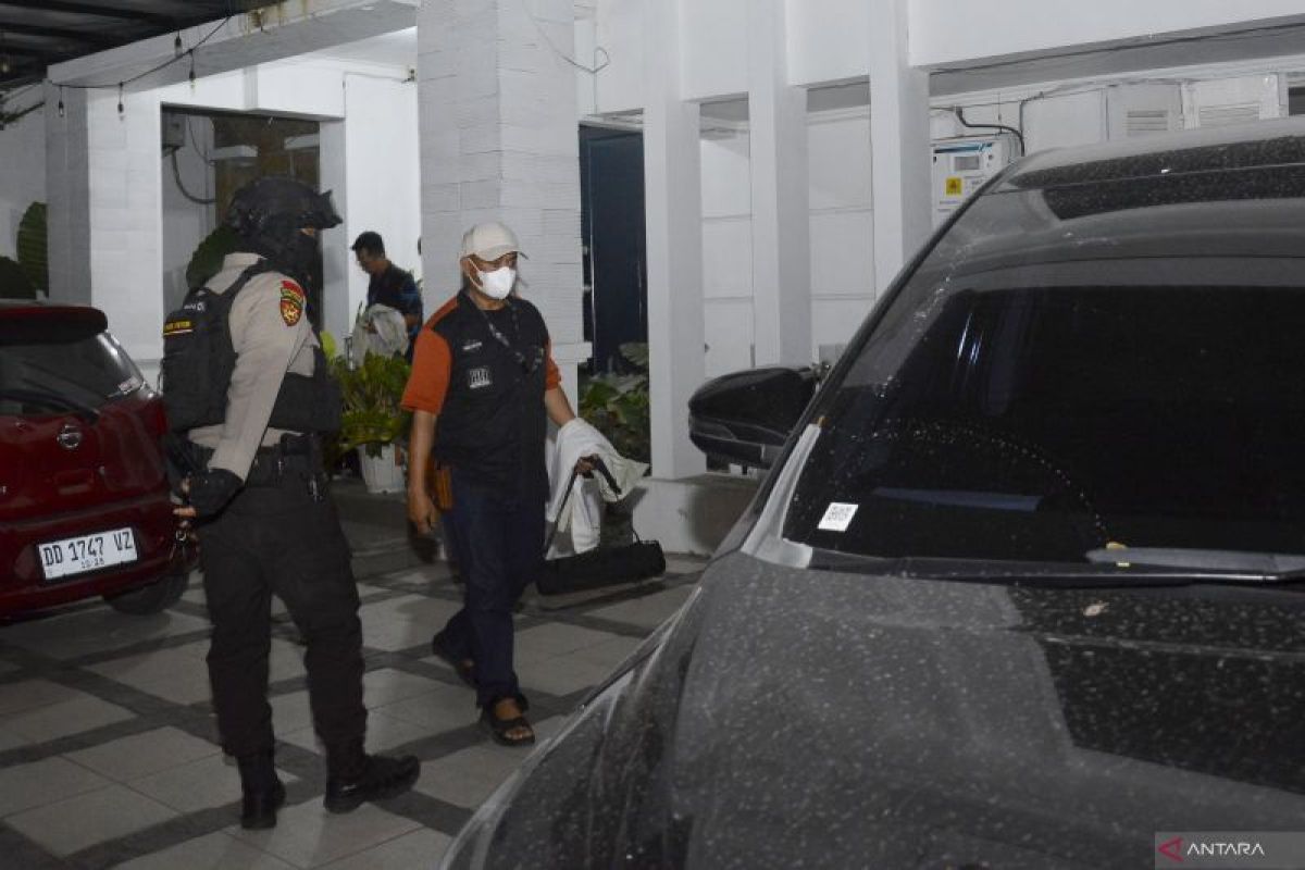 KPK geledah rumah adik Syahrul Yasin Limpo di Makassar - ANTARA News