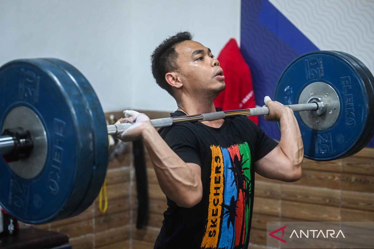 Persiapan atlet angkat besi jelang Olimpiade Paris 2024 - ANTARA News
