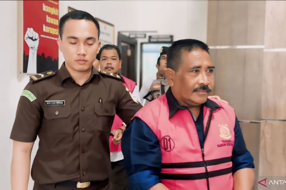 Kejari Lingga tetapkan dua tersangka korupsi dana hibah KONI - ANTARA News Kepri