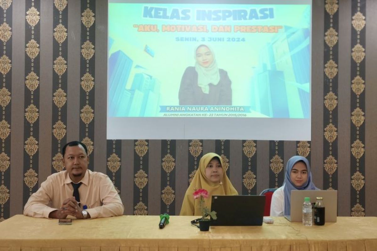 Penemu Eco Lindi berbagi kisah inspiratif di SMP Al Falah Deltasari ...