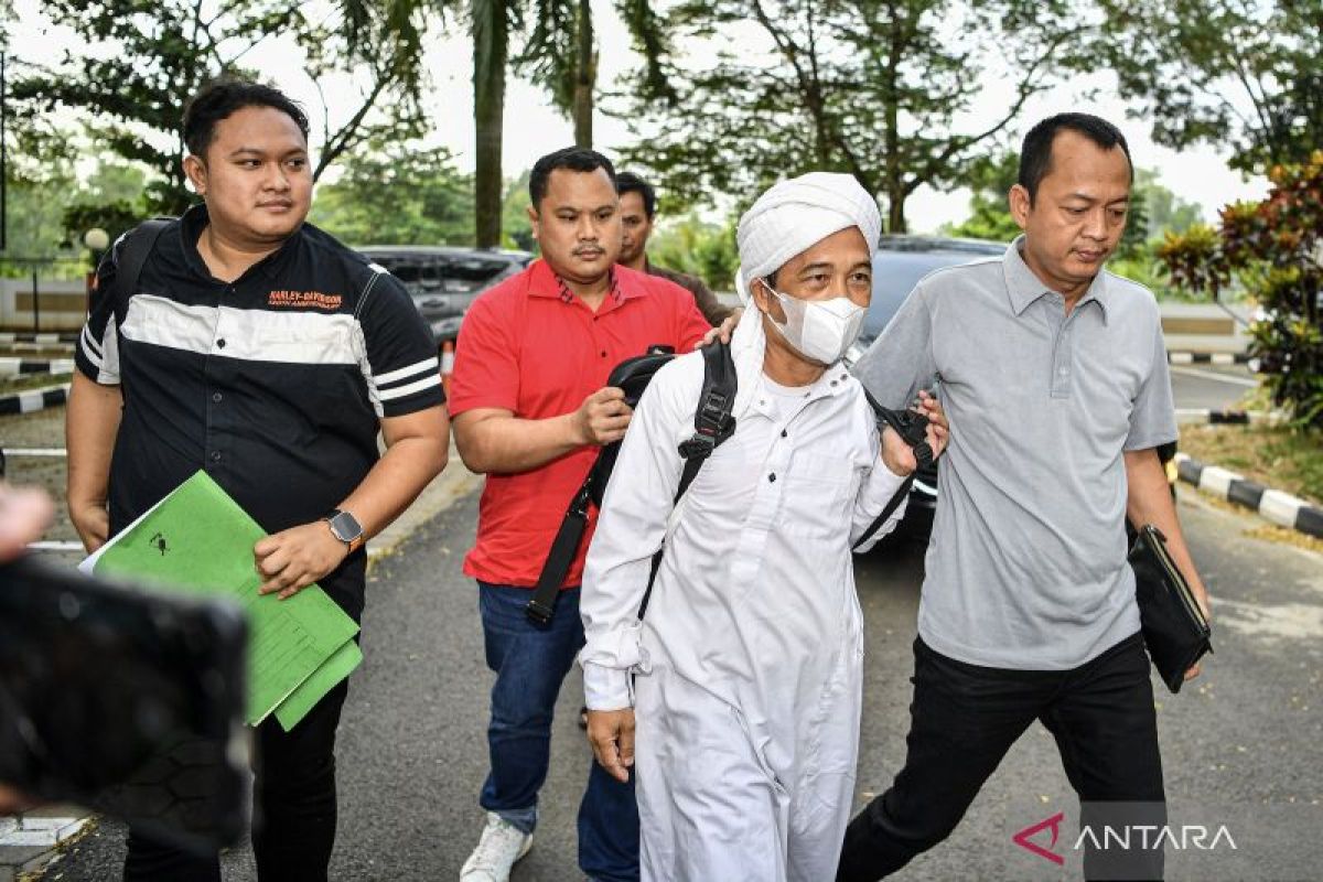 DPO korupsi pemasangan internet desa senilai Rp27 miliar ditangkap Kejati Sumsel - ANTARA News