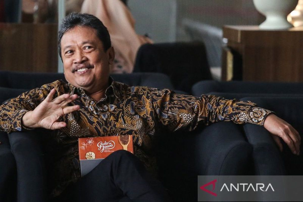 Menteri KP Sakti Wahyu Trenggono diperiksa KPK sebagai saksi terkait perkara dugaan korupsi ...