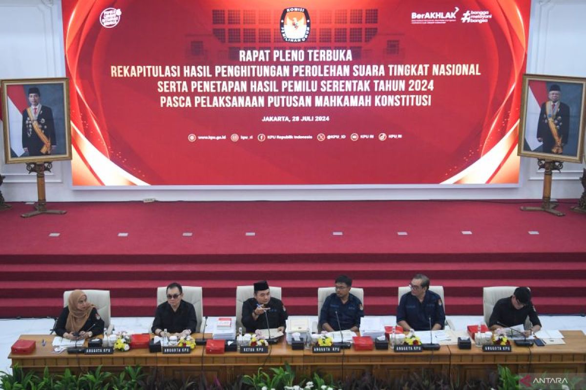 Rapat rekapitulasi nasional Pemilu 2024 pascaputusan MK - ANTARA News