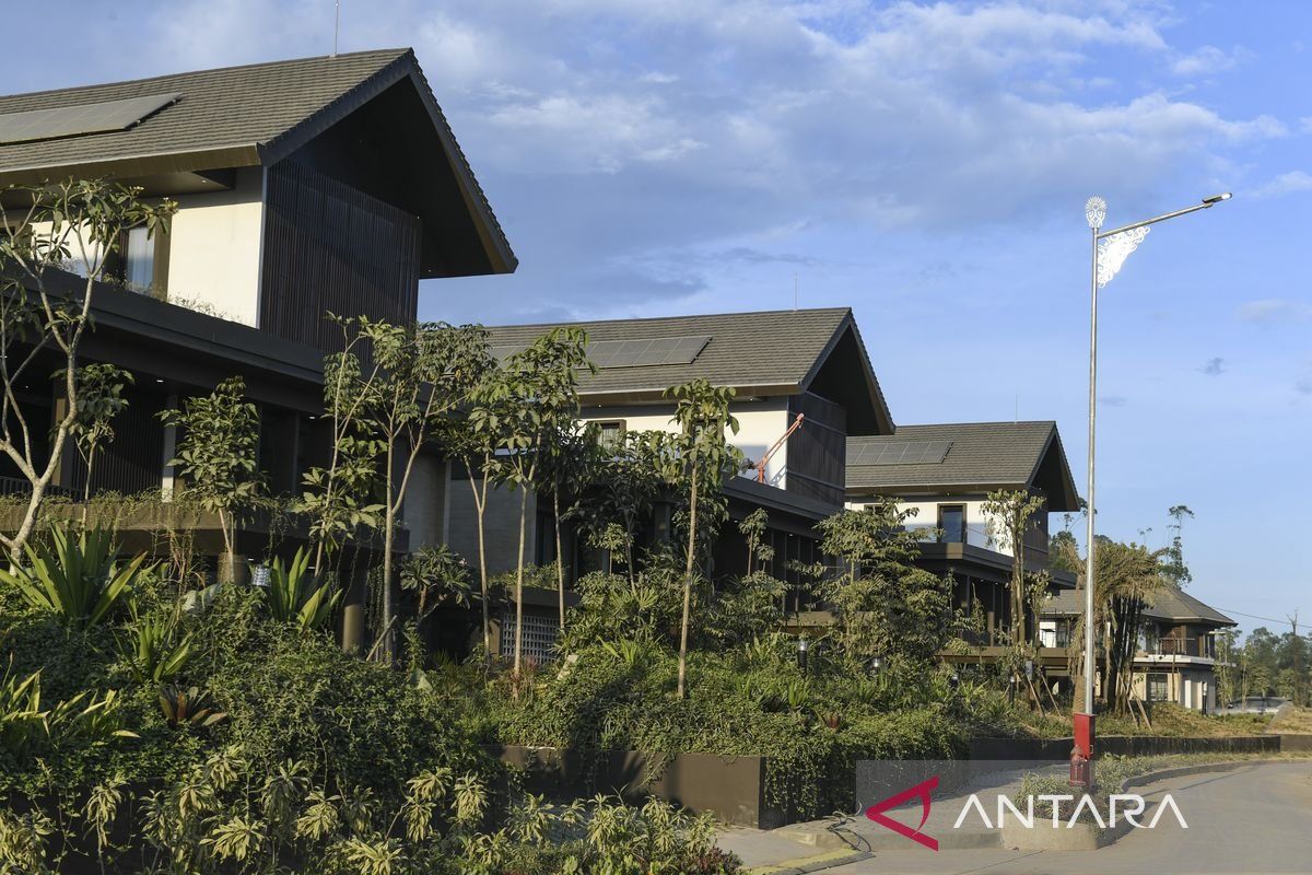 Tiga puluh enam unit rumah tapak jabatan menteri telah terbangun di IKN ... Tiga puluh enam unit rumah tapak jabatan menteri telah terbangun di IKN ...