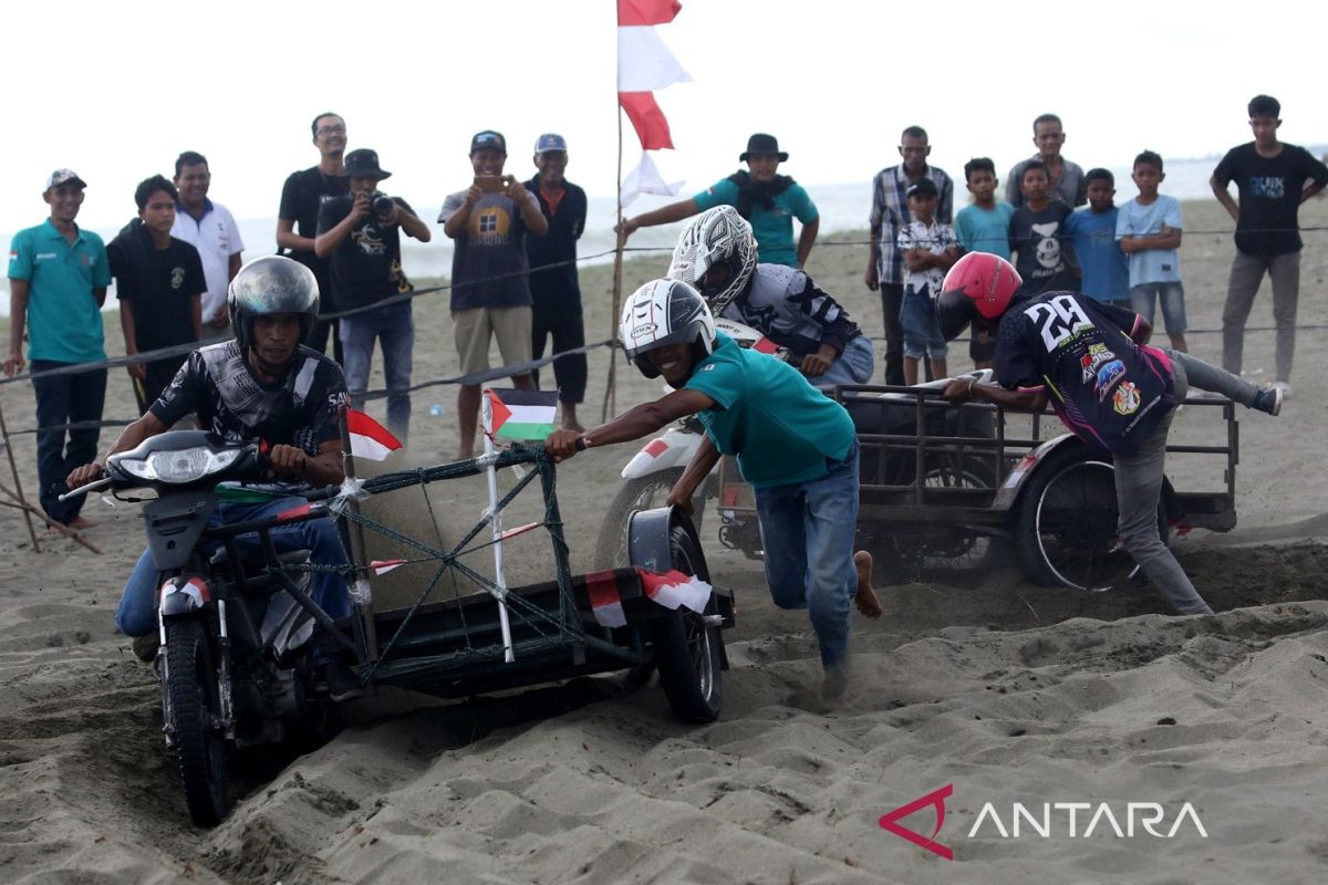 Serunya balap becak motor semarakkan HUT RI di Aceh Barat - ANTARA News