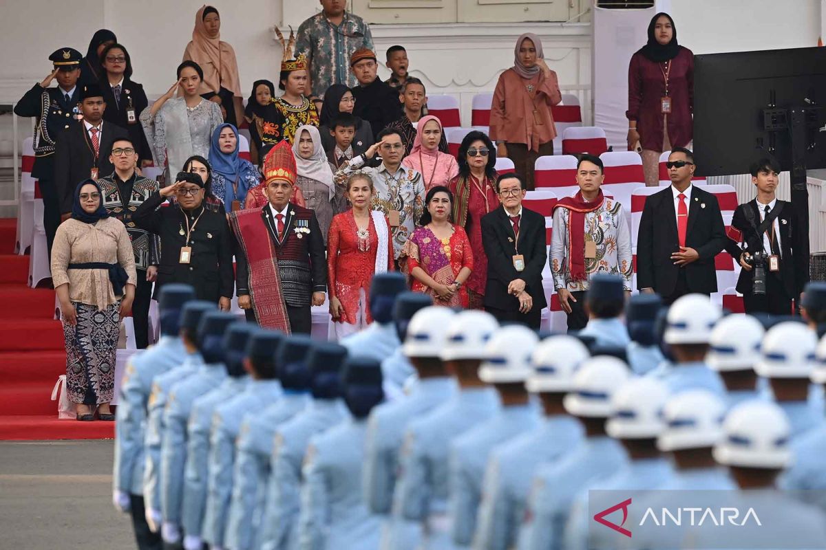 Wapres Ma’ruf Amin pimpin upacara Penurunan Bendera Merah Putih di Jakarta - ANTARA News