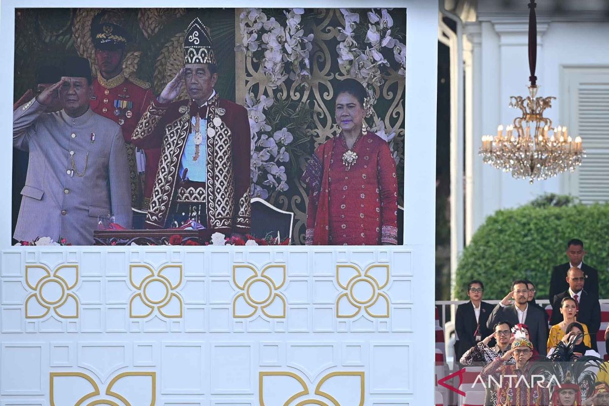 Wapres Ma’ruf Amin pimpin upacara Penurunan Bendera Merah Putih di Jakarta - ANTARA News